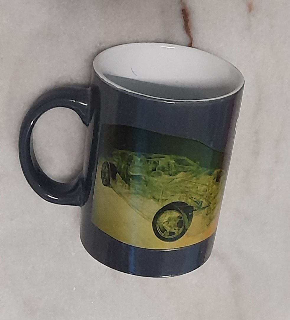 Shell Helix Motor Oil Mug, Hobbies & Toys, Collectibles & Memorabilia ...