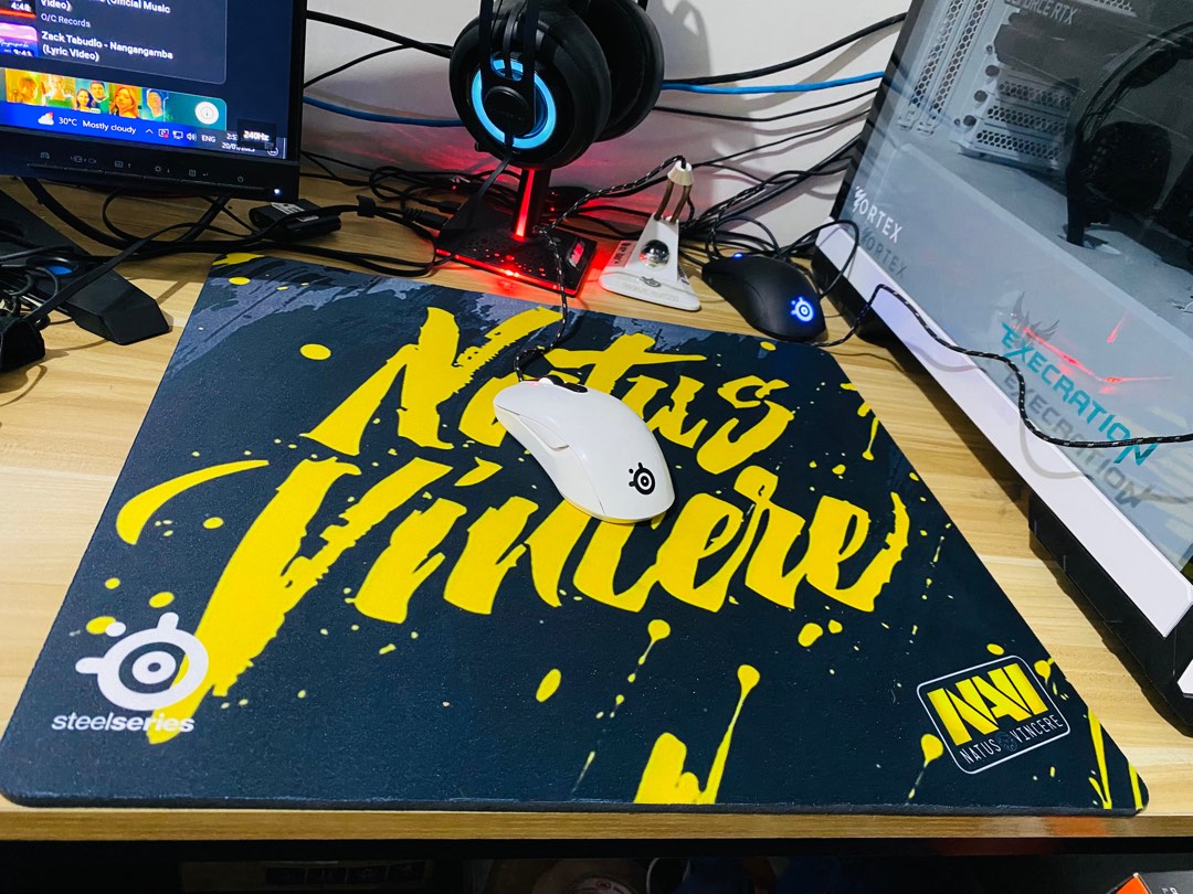 STEELSERIES QCK HEAVY MOUSE PAD on Carousell