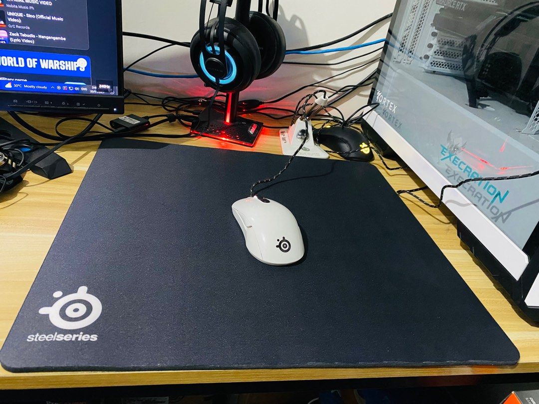 STEELSERIES QCK HEAVY MOUSE PAD on Carousell