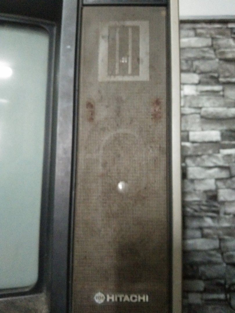 TV Lama Hitachi, Hobbies & Toys, Collectibles & Memorabilia, Vintage ...