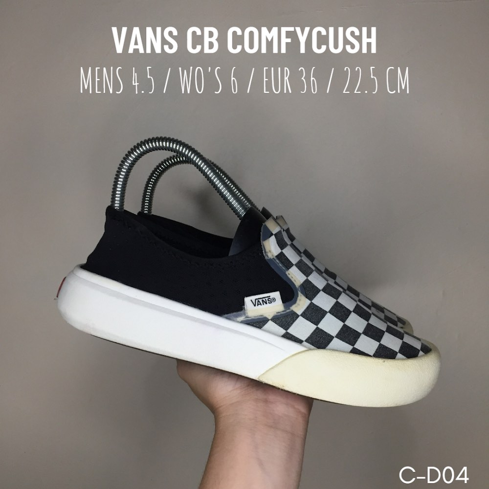 VANS CHECKERBOARD COMFYCUSH, Women's Fashion, Footwear, Sneakers on ...