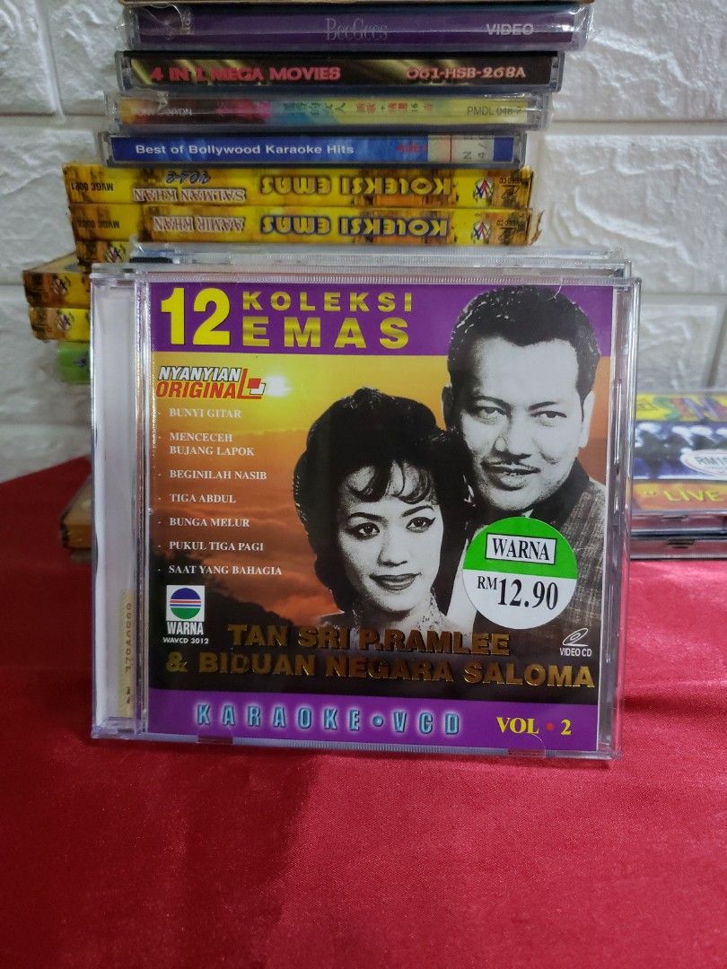 VCD KARAOKE / 2001 - P.RAMLEE & SALOMA _ 12 KOLEKSI EMAS ( ORIGINAL ARTIS) VCD KARAOKE P.RAMLEE ...