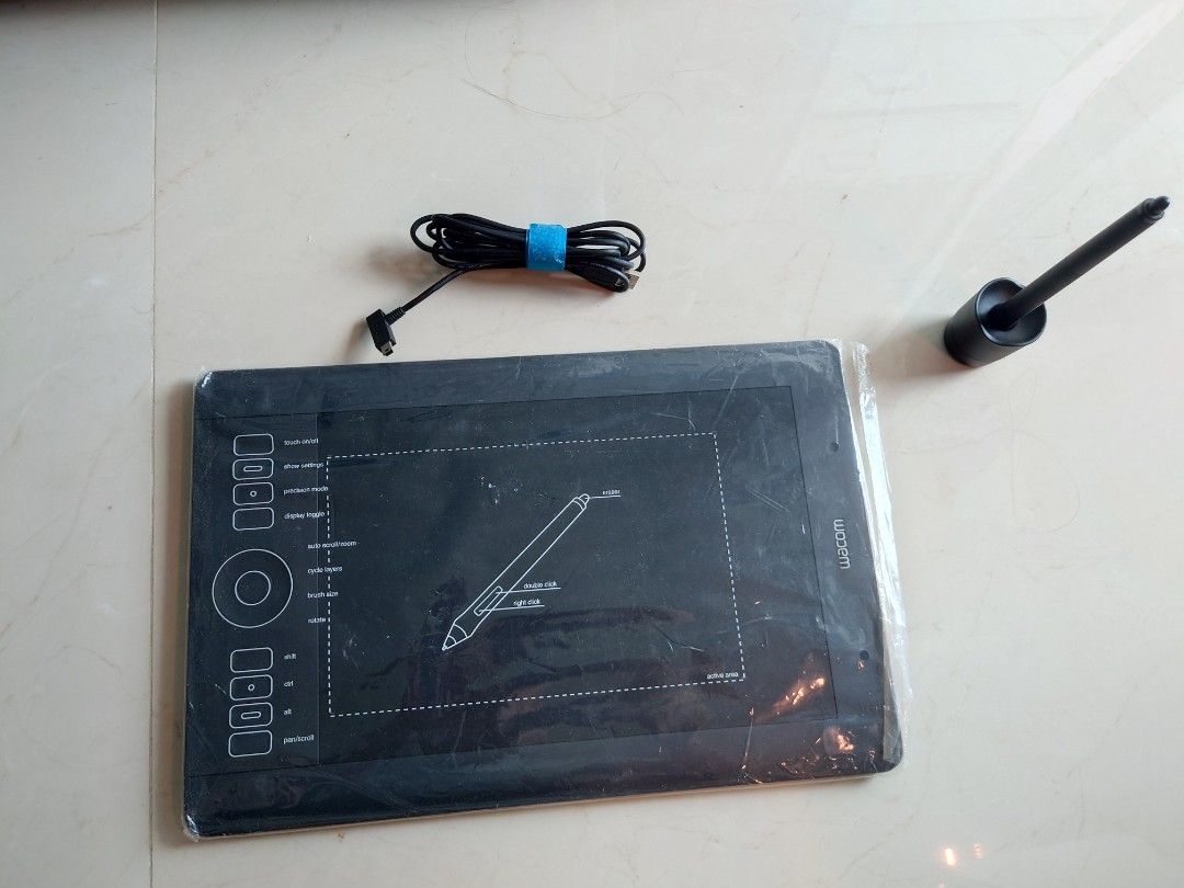 Wacom intuos Tablet PTH-650 with wireless module, Computers & Tech ...
