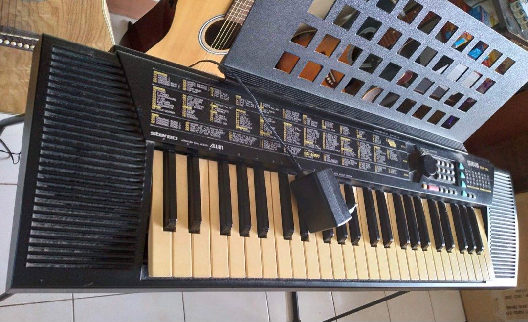 YAMAHA PSR-110 with stand, Hobbies & Toys, Music & Media, Musical ...