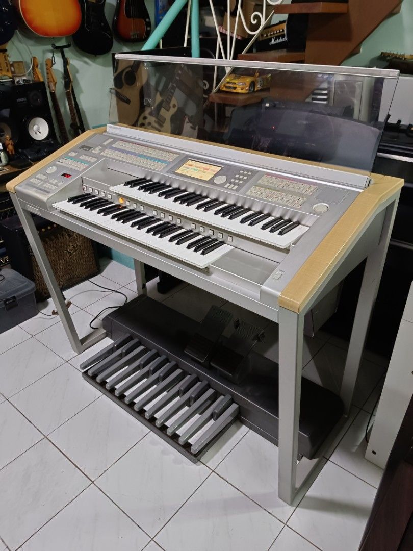 Yamaha stagea els01c organ piano, Hobbies & Toys, Music & Media ...