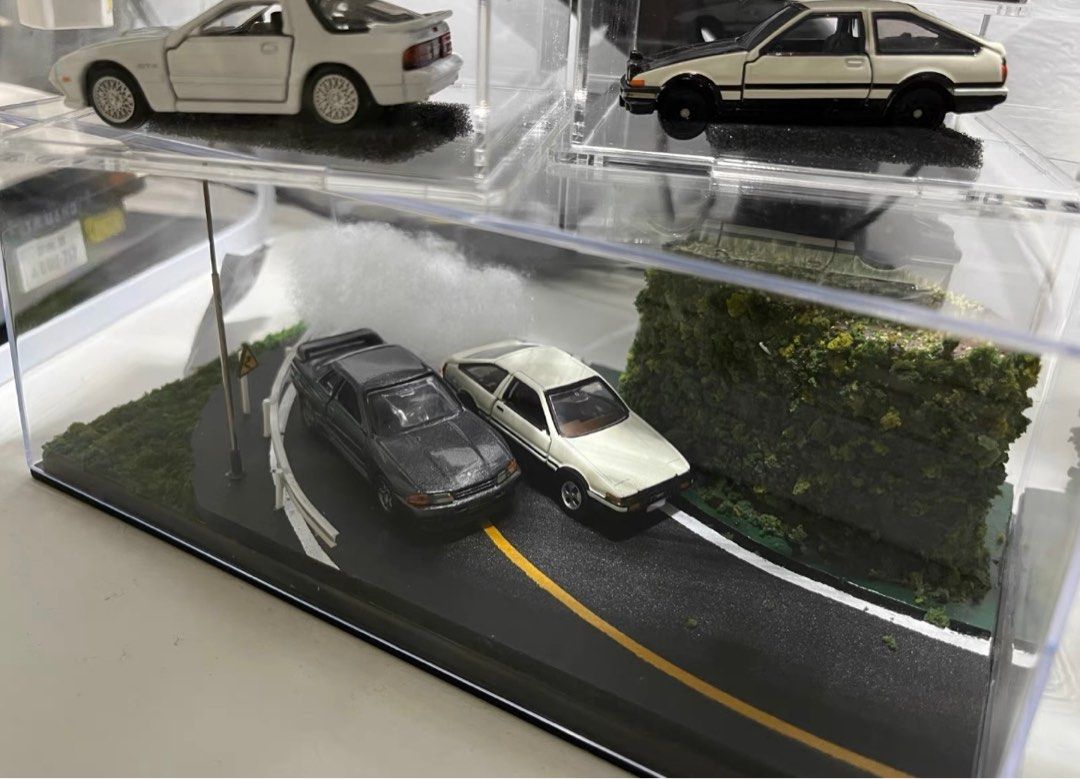 1/64 Initial D Mount Akina Drifting Diorama Display with acrylic case for Hot Wheels Mini GT ...