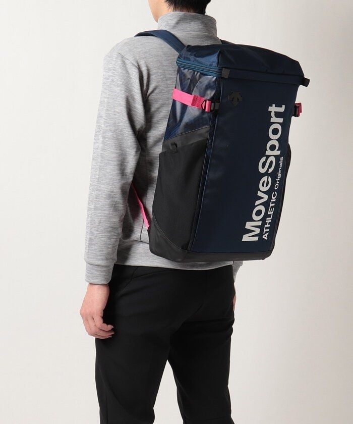 (現貨) Descente Backpack 約30L, 男裝, 運動服裝 - Carousell