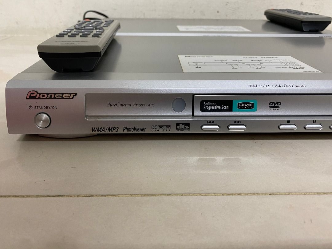 日本先鋒 PIONEER DV 383 DVD/CD撥放器 光纖/同軸/色差 輸出 有原廠遙控器~標價為一台, 耳機及錄音音訊設備, 音樂播放裝置 MP3及CD 播放器在旋轉拍賣