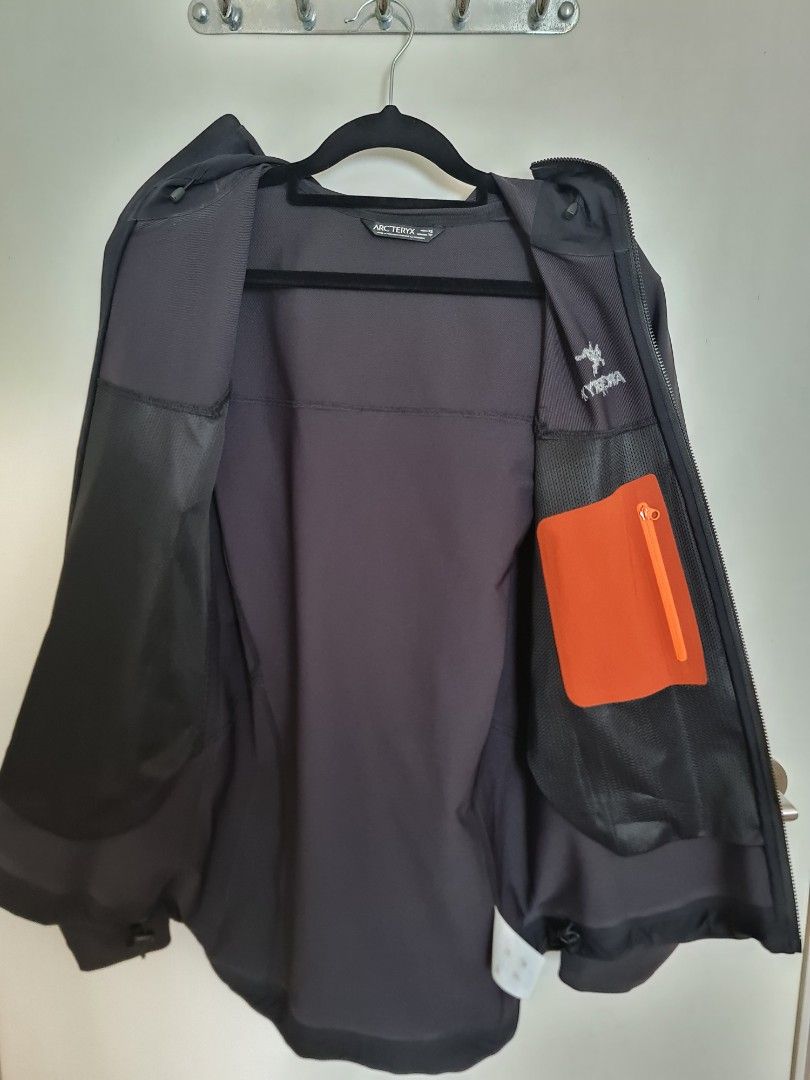 Arcteryx Gamma LT Hoody mens XS black, Men's Fashion, Activewear on ...