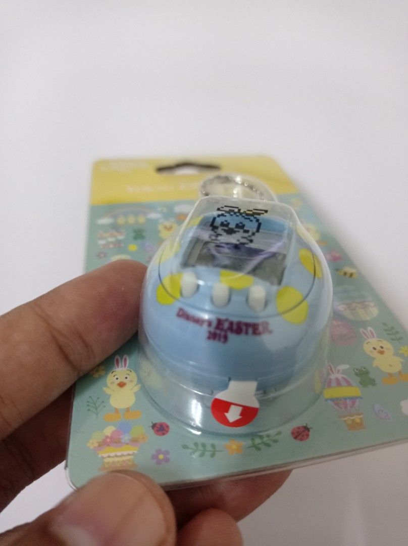 BANDAI 2019 TAMAGOTCHI DISNEY EASTER POCKET USAPIYO VIRTUAL PET DISNEY ...