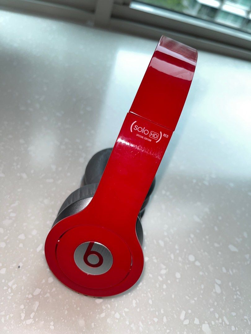 BEATS solo HD gen 1 (special edition), Audio, Earphones on Carousell
