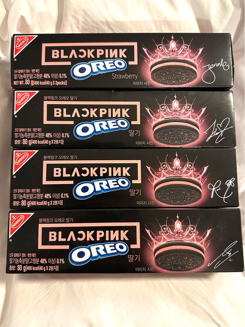 Blackpink Oreo Jennie Lisa Rose Jisoo 韓版 共4盒齊簽名有粉紅色或黑色任擇, 興趣及遊戲, 收藏品及 ...