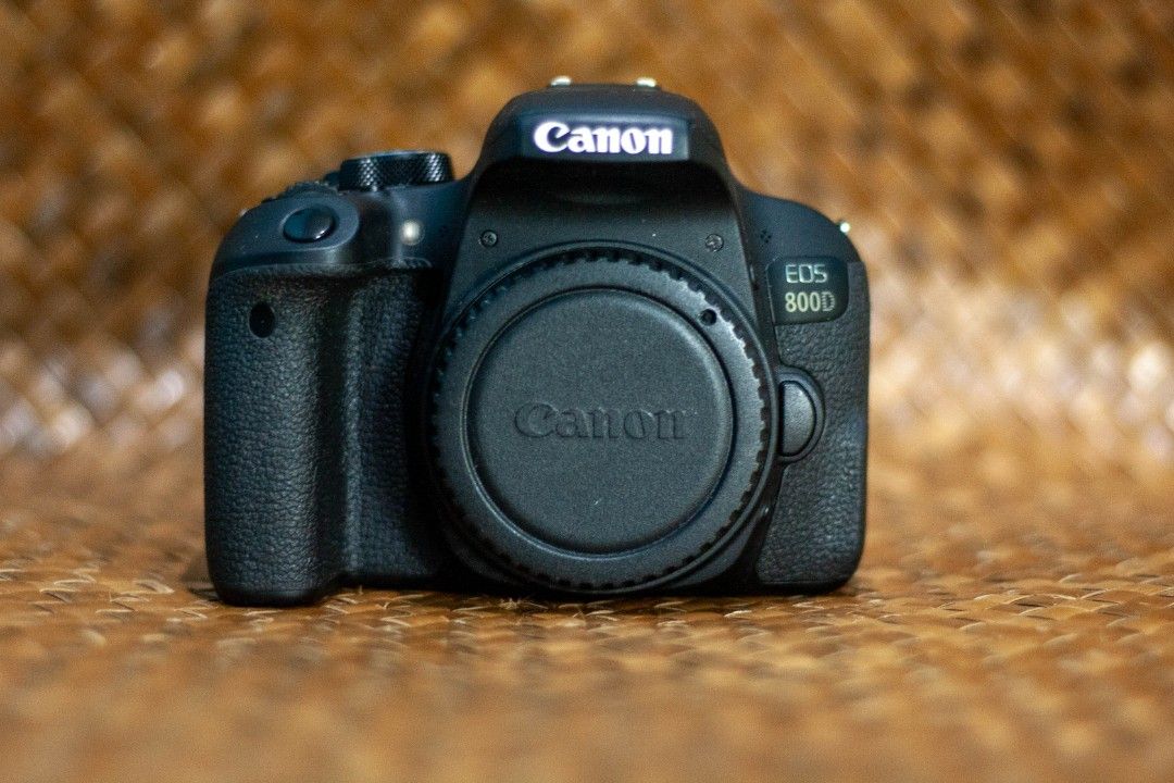 CANON 800D, Photography, Cameras on Carousell