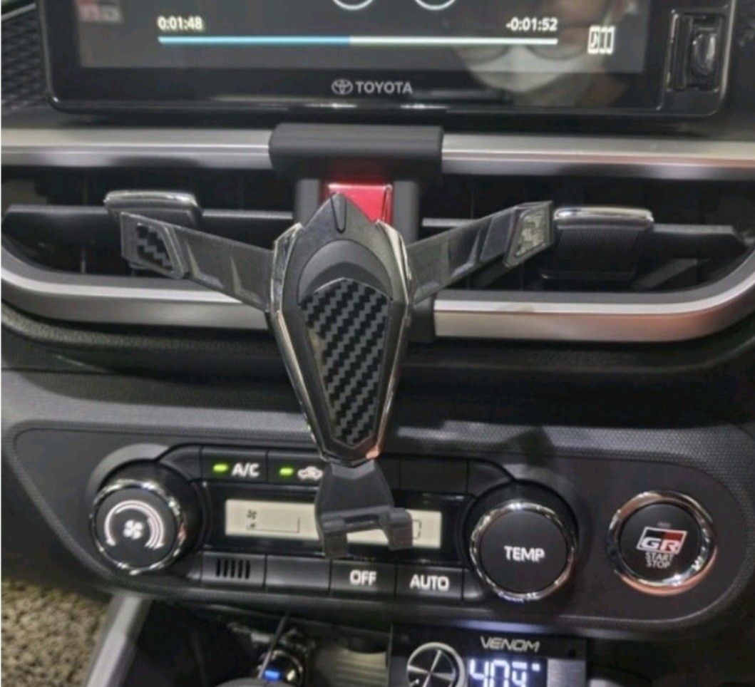car phone holder toyota raize, Car Parts & Accessories, Audio, Video ...