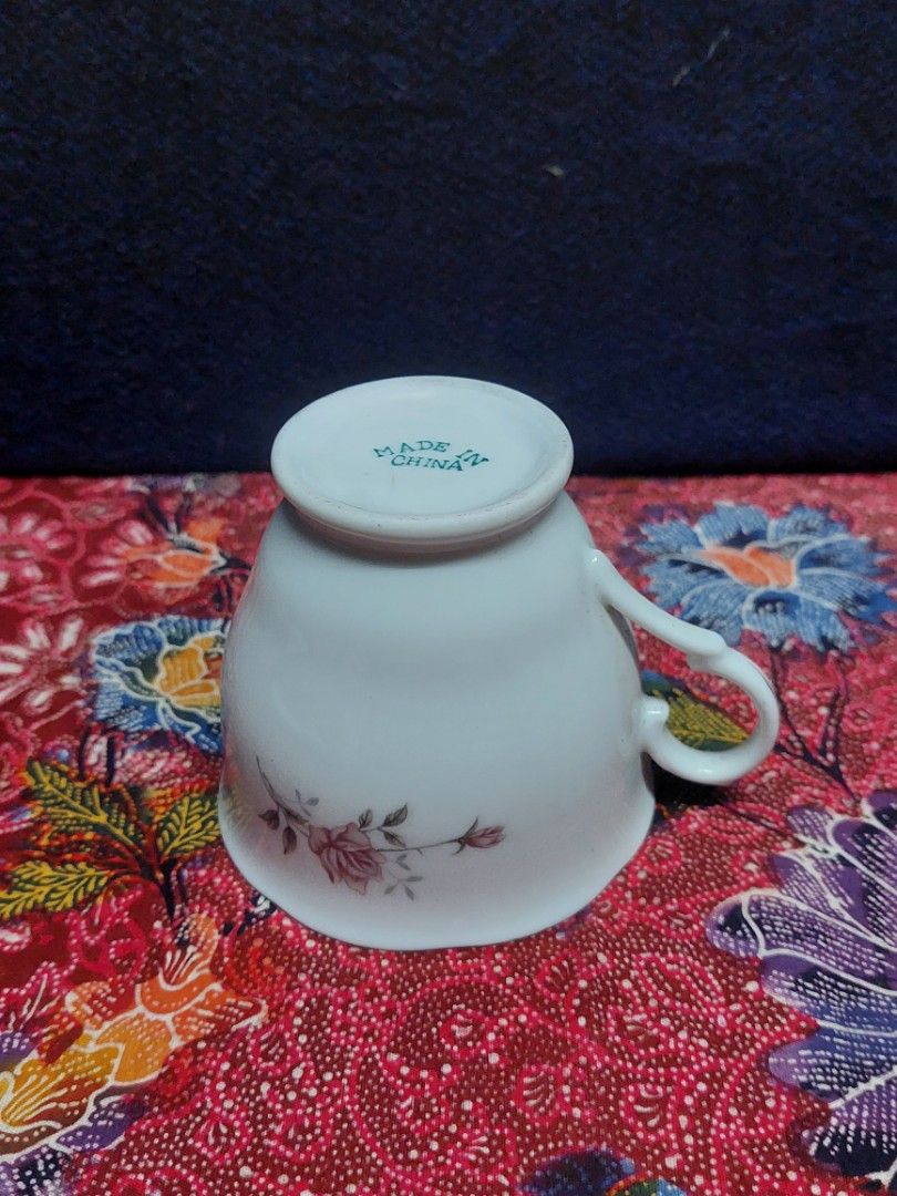 Cawan, Hobbies & Toys, Collectibles & Memorabilia, Vintage Collectibles ...