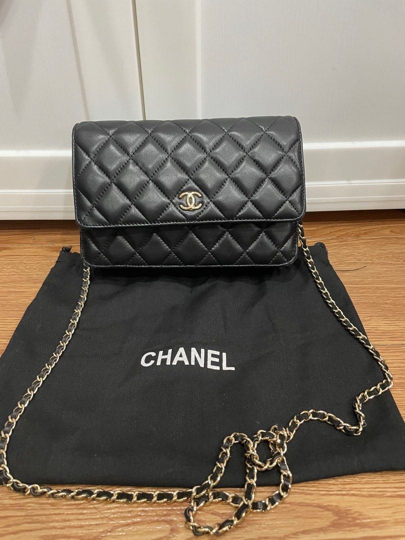 Chanel woc leather, Barang Mewah, Tas & Dompet di Carousell
