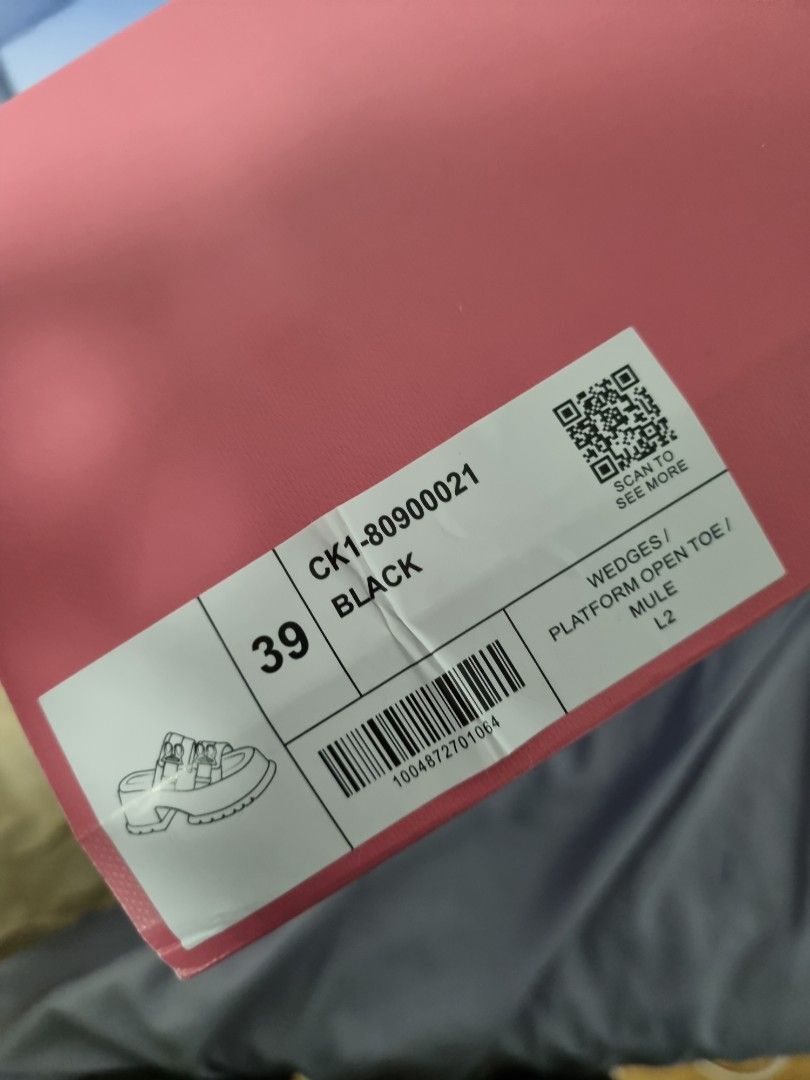 Charles and keith Judy hopps platform wedges on Carousell