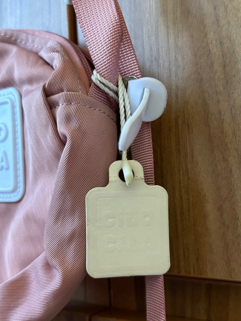 Cilo Cala Round Sling on Carousell