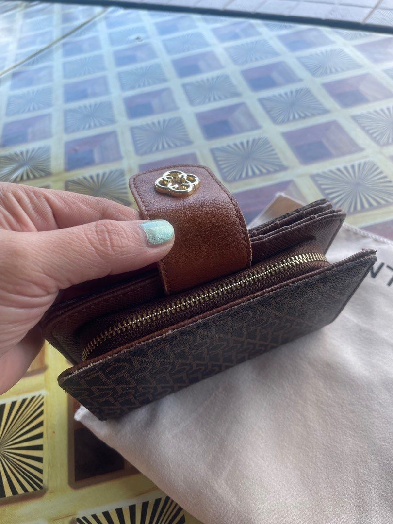 CLN wallet, Luxury, Bags & Wallets on Carousell