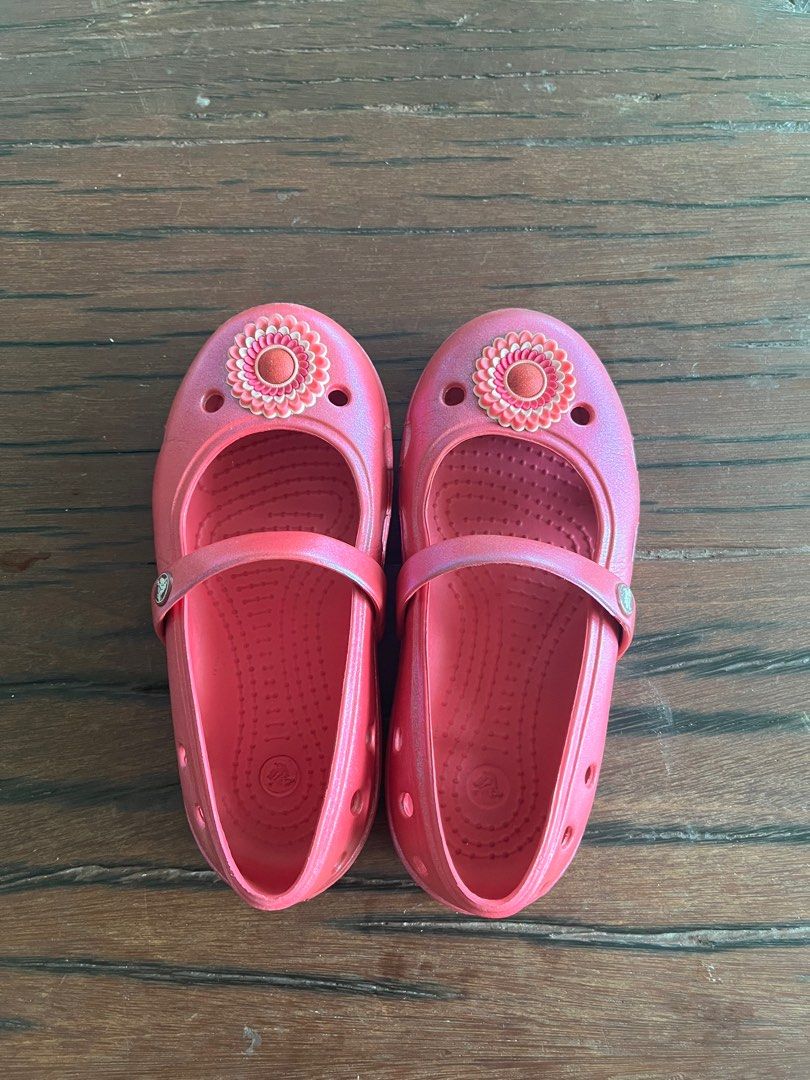 Crocs girls shoes C10, Babies & Kids, Babies & Kids Fashion on Carousell