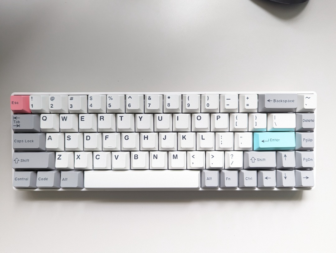 Custom built 65% Keyboard (Tactile or Linear) Bluetooth / Wireless ...