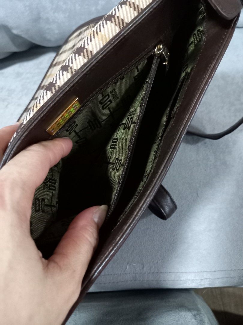 DAKS PVC LEATHER CROSSBODY BAG, Women's Fashion, Bags & Wallets, Cross-body Bags on Carousell