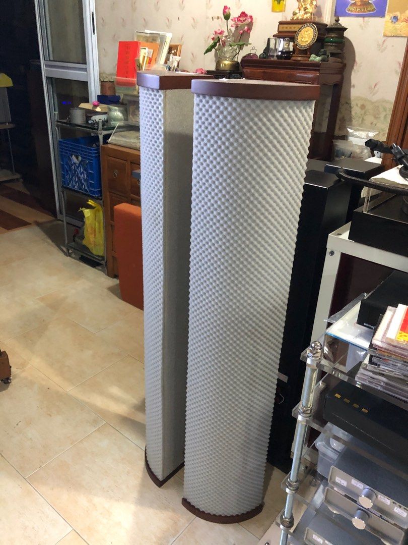 Floor stand room tuning device - one pair, Audio, Soundbars, Speakers ...