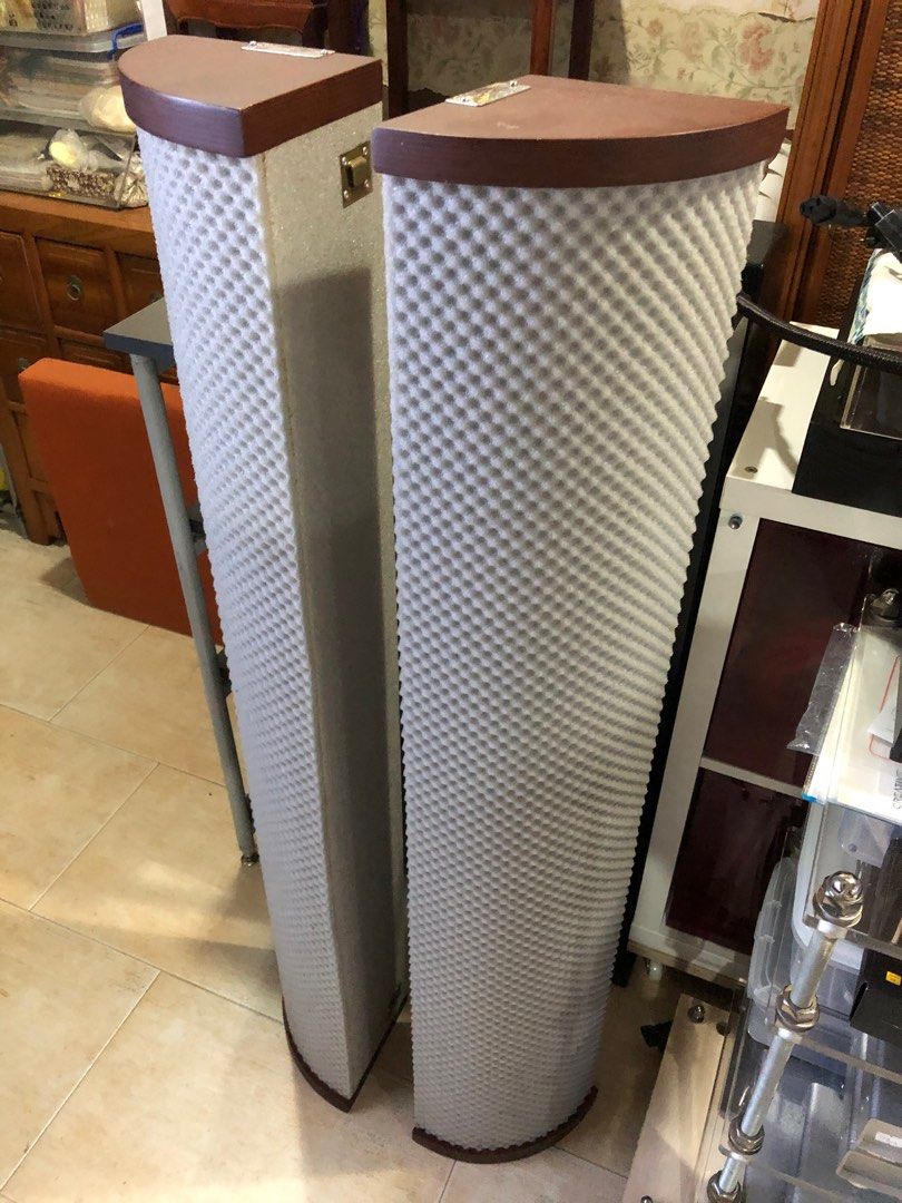 Floor stand room tuning device - one pair, Audio, Soundbars, Speakers ...