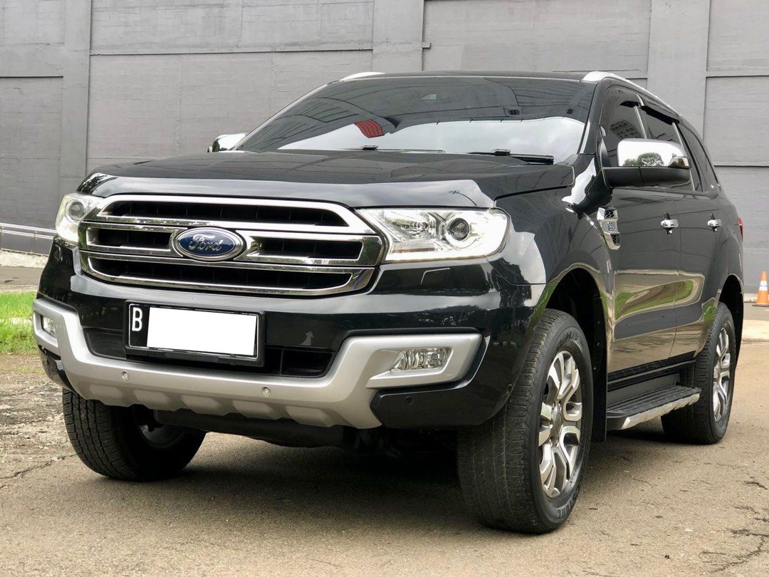 FORD EVEREST TITANIUM AT HITAM 2015, Mobil & Motor, Mobil untuk Dijual ...