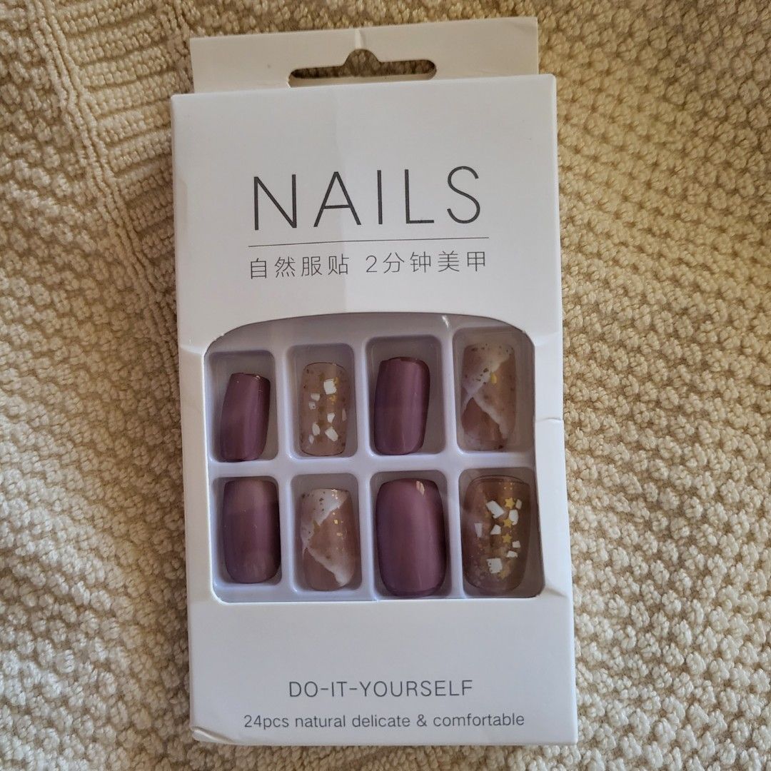 (FREE) FAKE NAILS, Beauty & Personal Care, Hands & Nails on Carousell