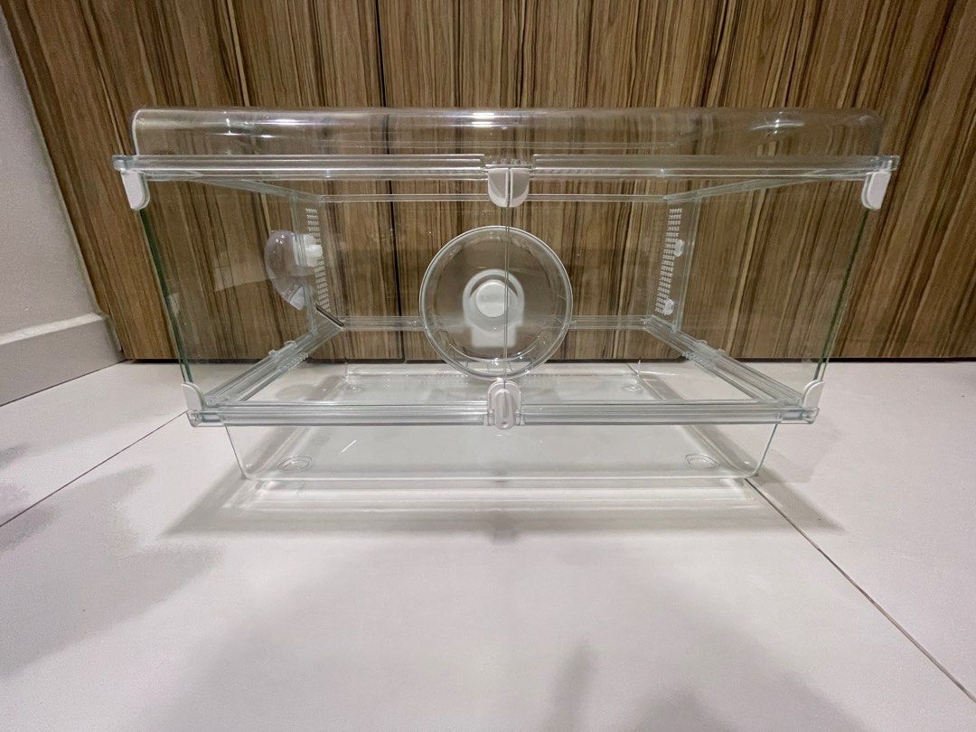 Gex Glass Harmony 450 Plus Hamster Cage, Pet Supplies, Homes & Other Pet Accessories on Carousell