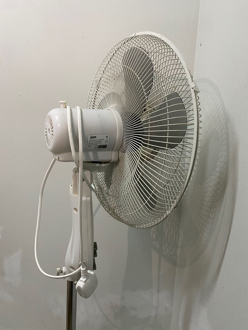 Giant Standing Fan, Furniture & Home Living, Lighting & Fans, Fans on ...