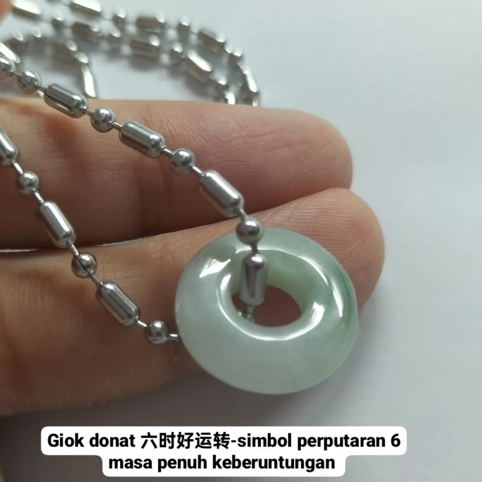 Giok Donat Asli Simbol Kelancaran Jadeite Natural DL08, Fesyen Wanita ...