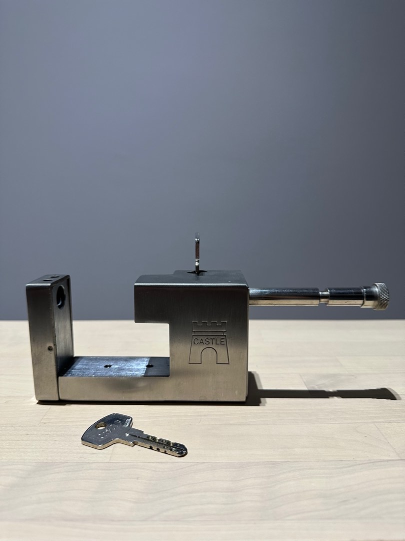 Hdb metal gate padlock Castle, Furniture & Home Living, Security ...