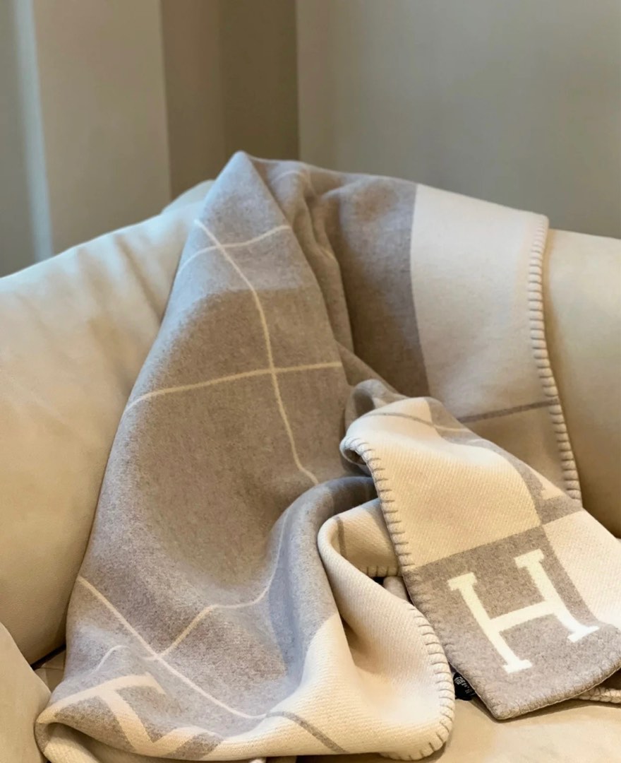 Hermes blanket, Furniture & Home Living, Bedding & Towels on Carousell