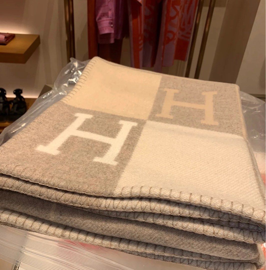 Hermes blanket, Furniture & Home Living, Bedding & Towels on Carousell