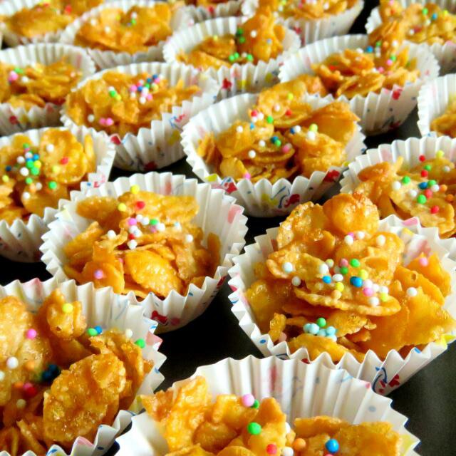 Honey Cornflakes, Food & Drinks, Homemade Bakes on Carousell