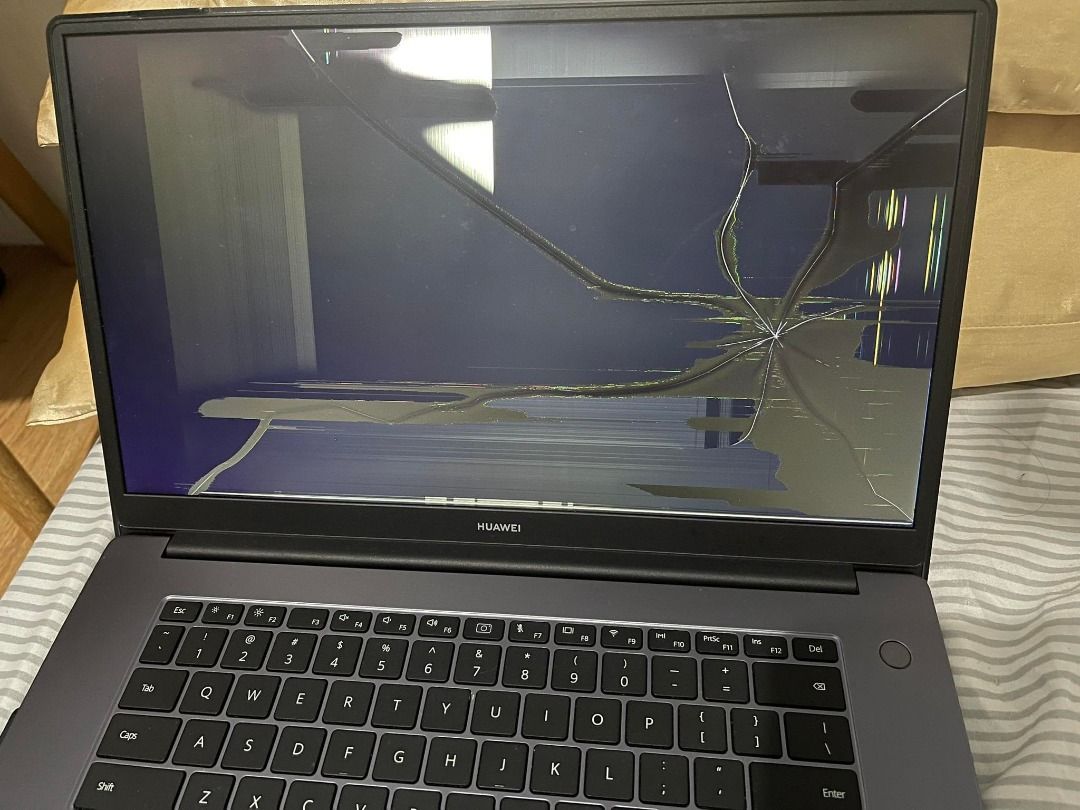 Huawei Matebok D15 (2020) Ryzen 5 3500u (Broken Display), Computers ...
