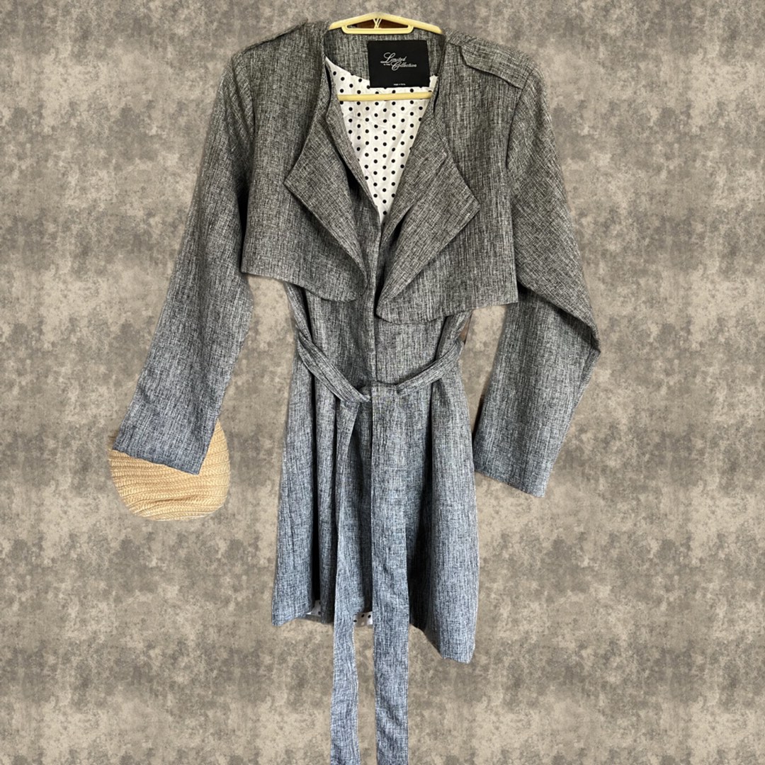 JAPAN GRAY TRENCHCOAT on Carousell