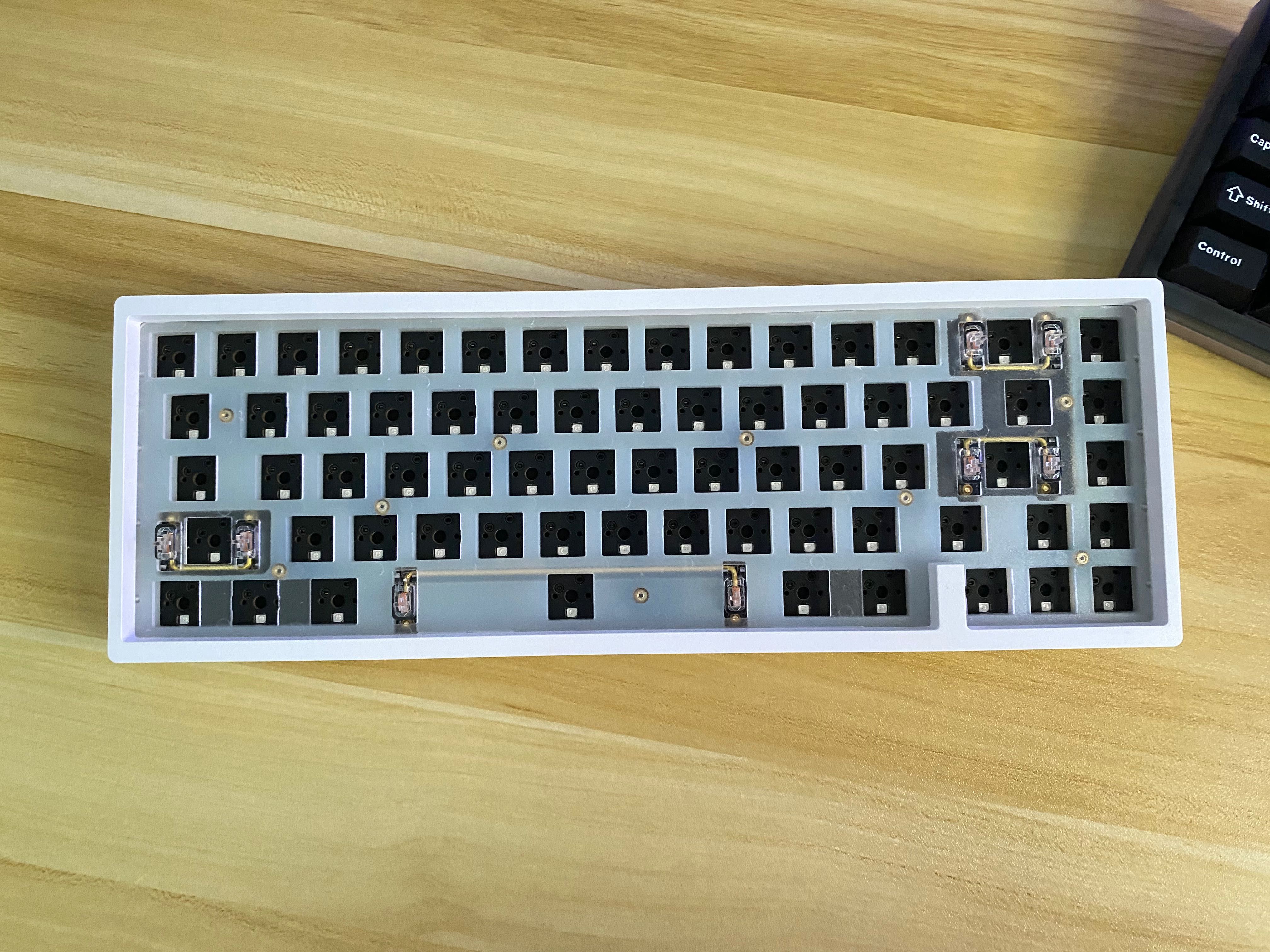 KBD67 Lite R3 White Barebones Keyboard Kit, Computers & Tech, Parts ...