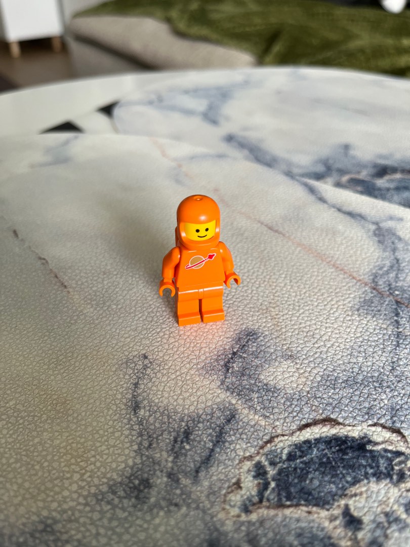 Lego sp130 spaceman space man astronaut orange authentic brand new ...