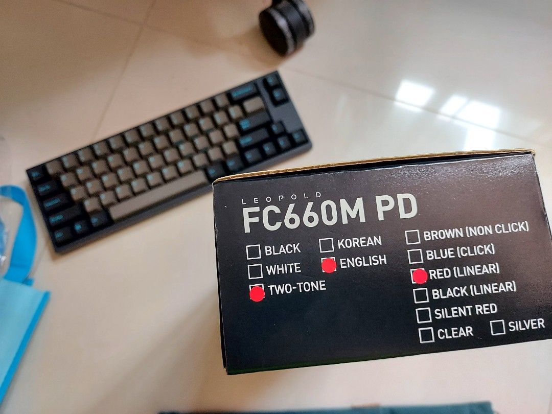 Leopold FC660M Modern Dolch PD 65% Double Shot PBT Mechanical Keyboard ...