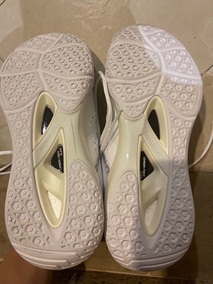 Lining Yun Ting Badminton Shoe, Men's Fashion, Footwear, Sneakers on ...