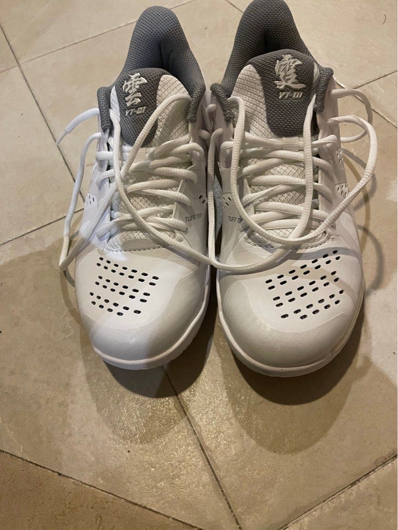 Lining Yun Ting Badminton Shoe, Men's Fashion, Footwear, Sneakers on ...
