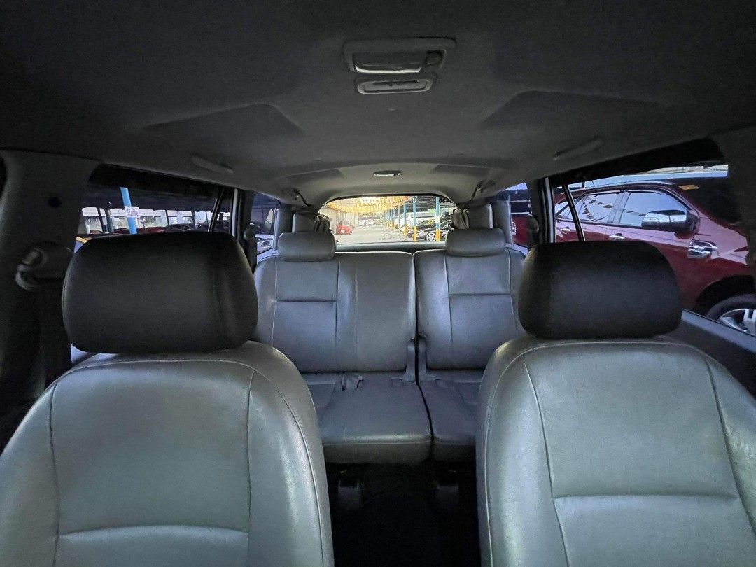 SuperLoaded Toyota Innova MT VVTi 3TV Bluetooth Very Fresh 18" Chrome ...