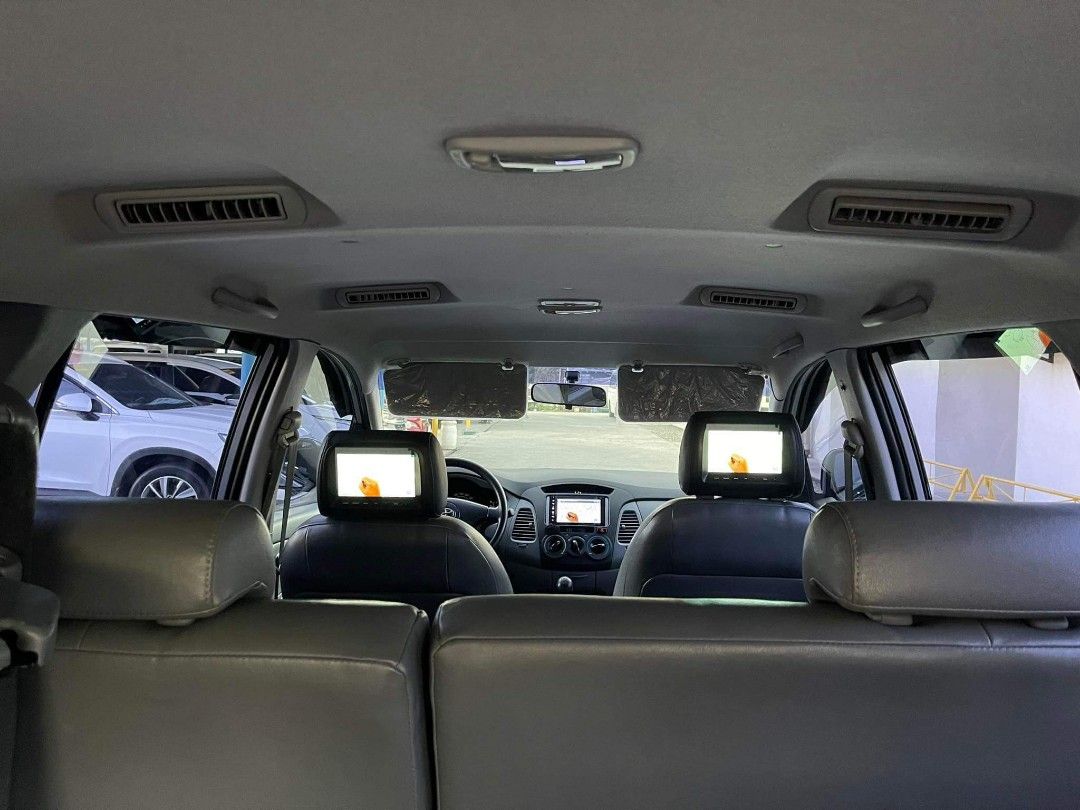 SuperLoaded Toyota Innova MT VVTi 3TV Bluetooth Very Fresh 18" Chrome ...