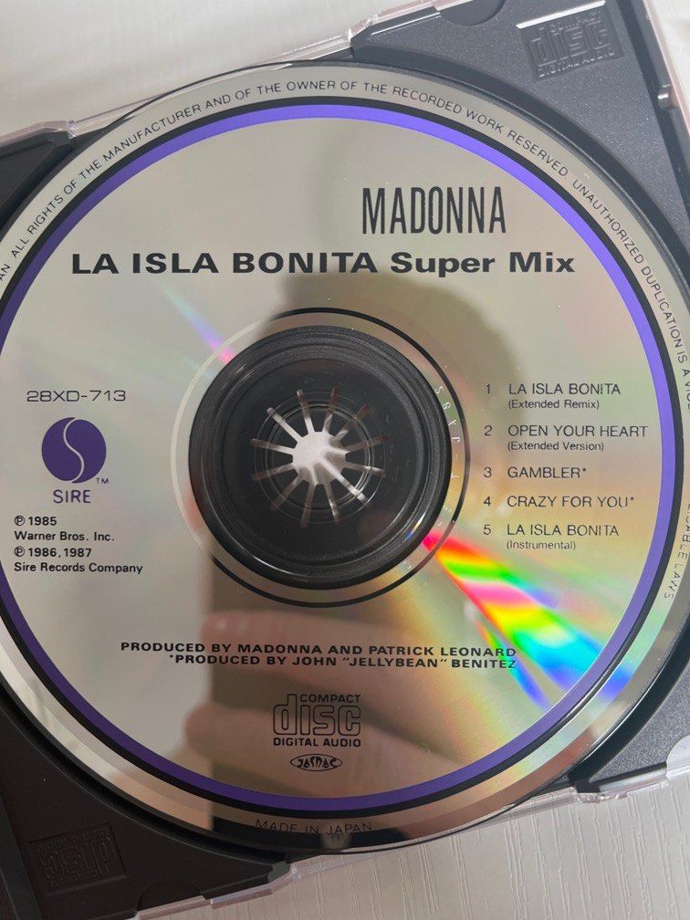 Madonna CD La Isla Bonita Super Mix 日版 有側紙, 興趣及遊戲, 音樂、樂器 & 配件, 音樂與媒體 ...