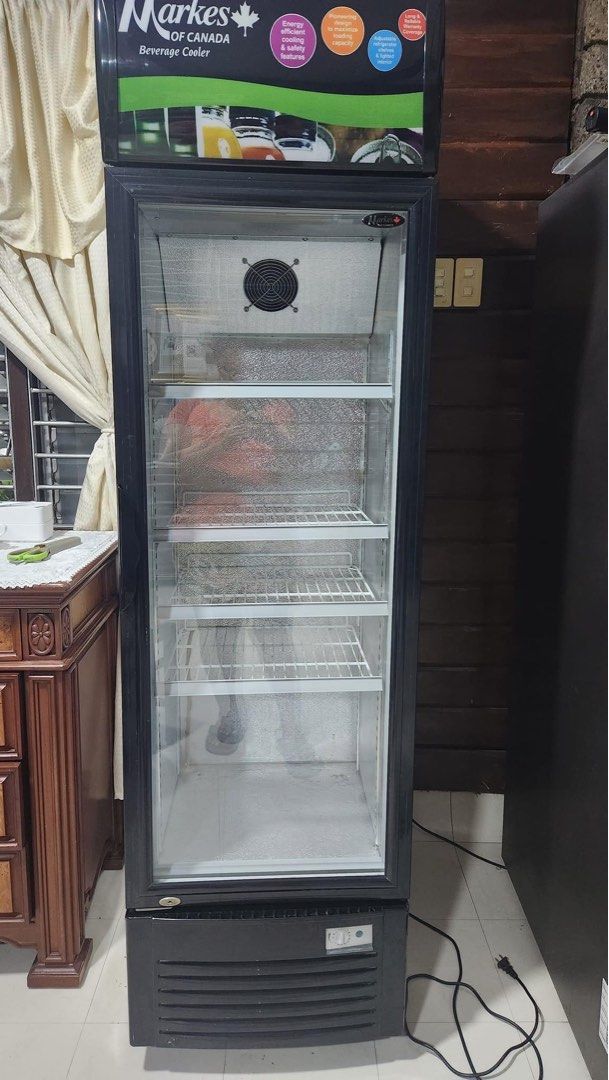 Markes of Canada Chiller/ Beverage cooler, TV & Home Appliances ...