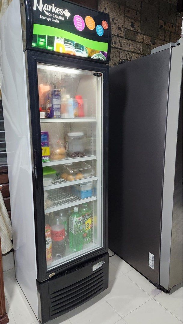 Markes of Canada Chiller/ Beverage cooler, TV & Home Appliances ...