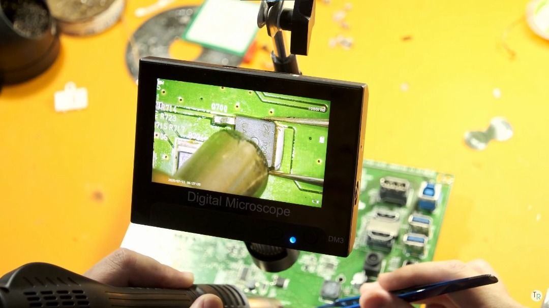 Peripheral/ Monitor / Micro soldering / PCB Trace / General Electronics Repair, Services ...